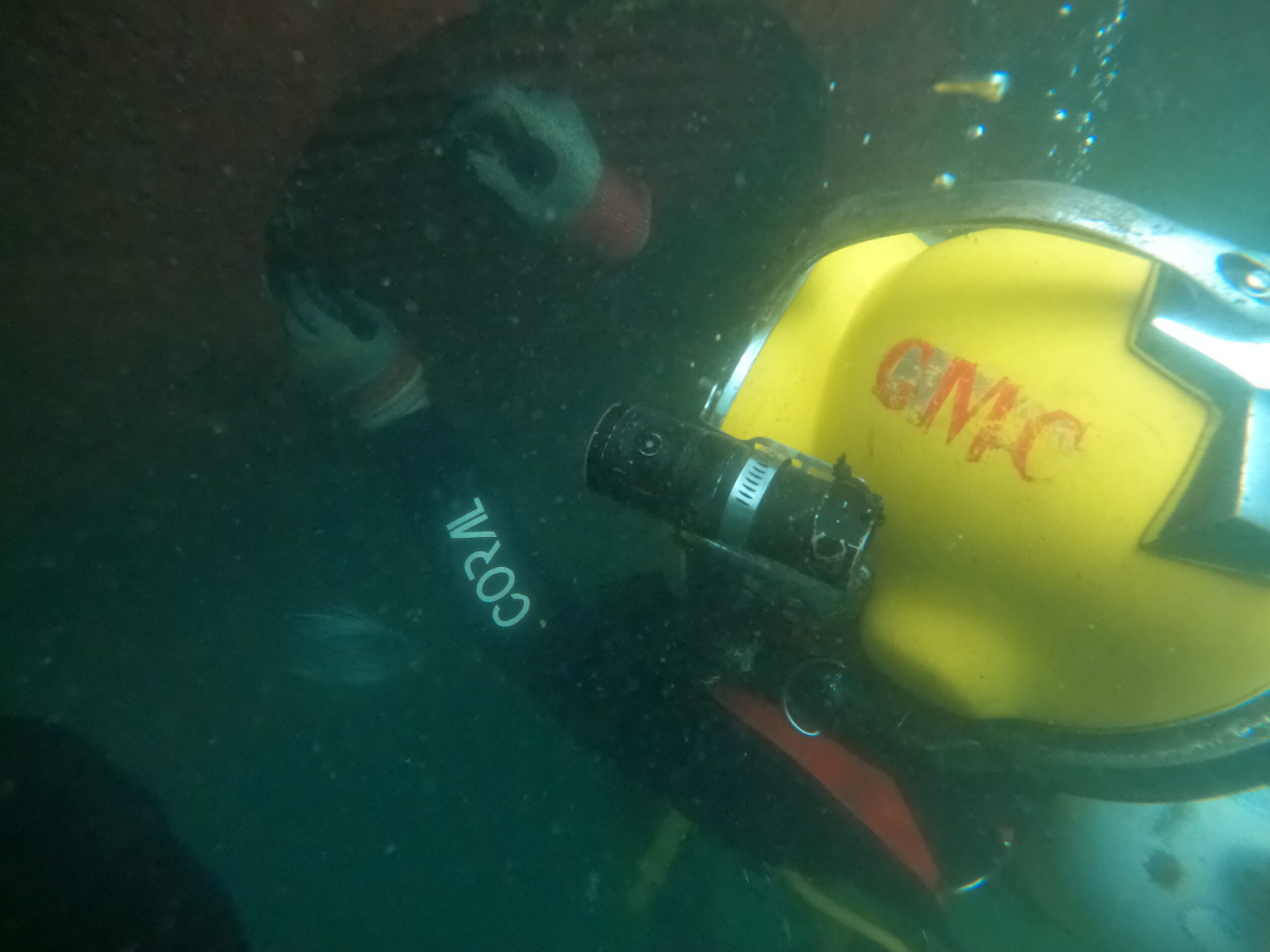Commercial Divers in Marine Construction – What They Do & Why It ...